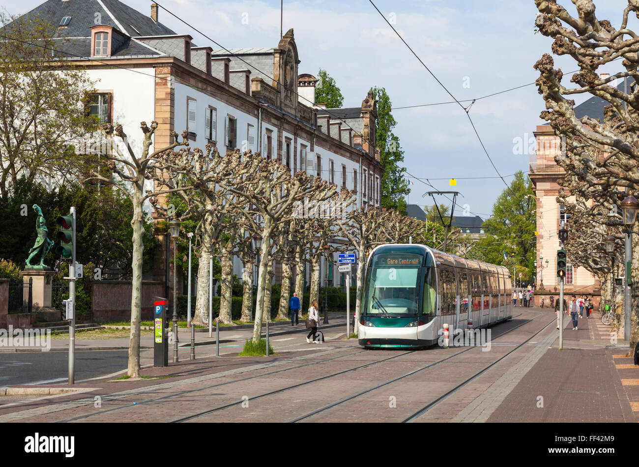 Tramway de strasbourg Banque de photographies et d’images à haute ...