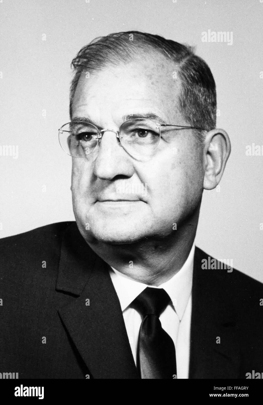 NATHAN HOMER KNORR /n(1905-1977). Leader religieux américain, troisième ...