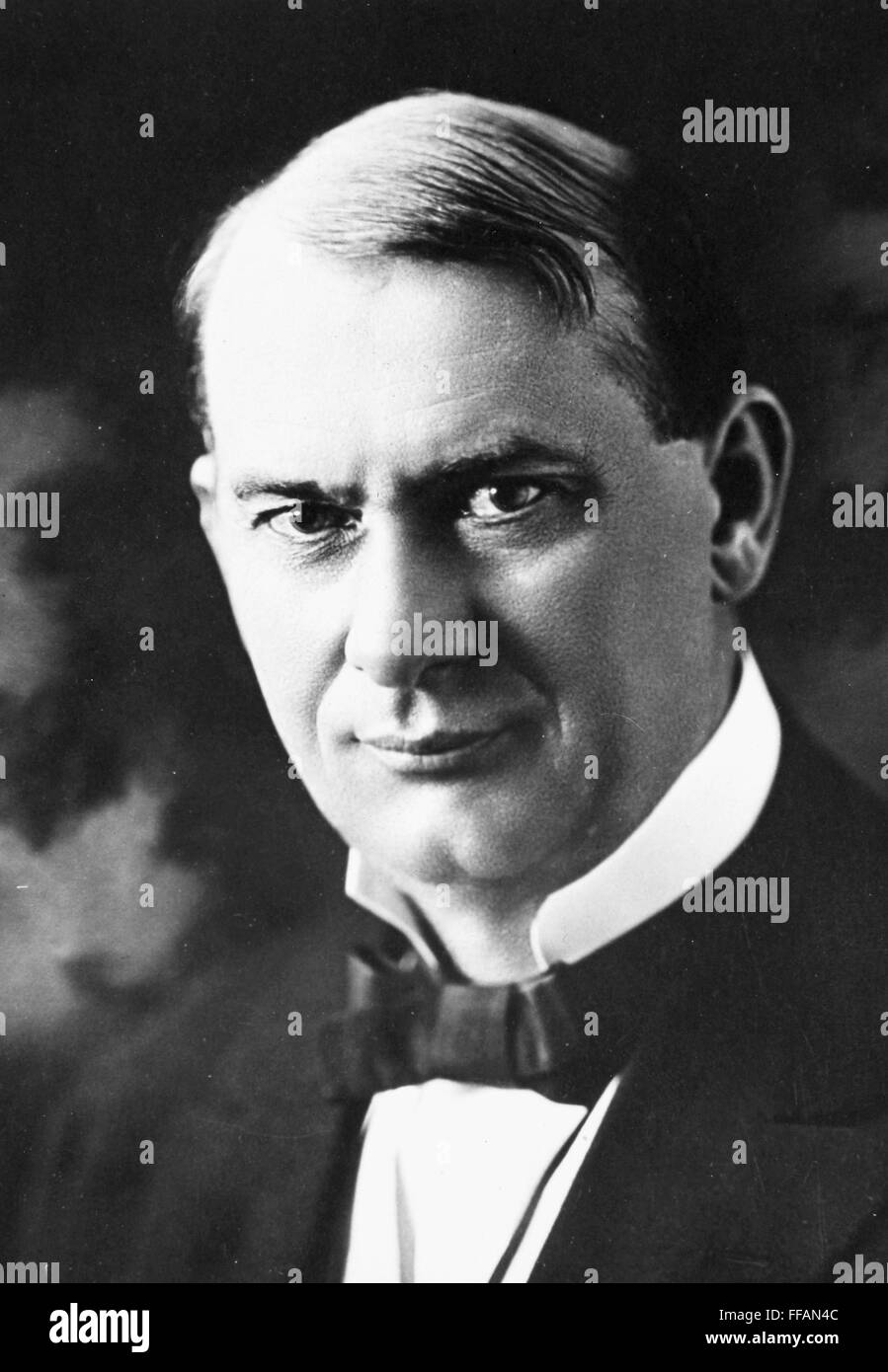 JOSEPH F. RUTHERFORD /n(1869-1942). Leader religieux américain ...