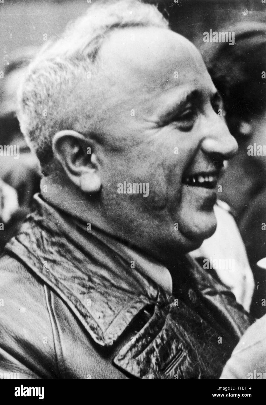 DR. ROBERT LEY (1890-1945). NGerman politicien Nazi /et leader du Front ...