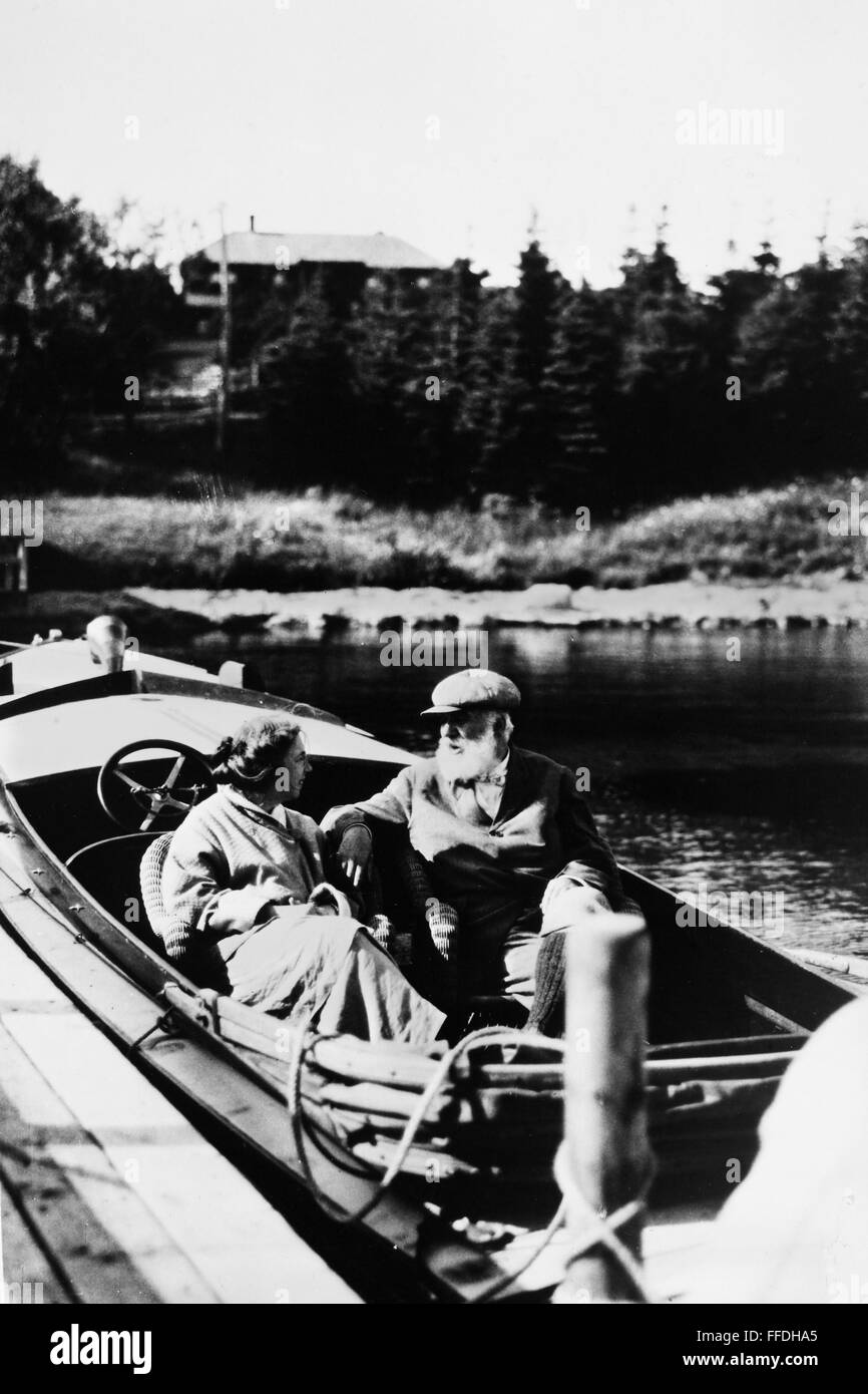 ALEXANDER GRAHAM BELL /n(1847-1922). Né en Écosse (américain ...