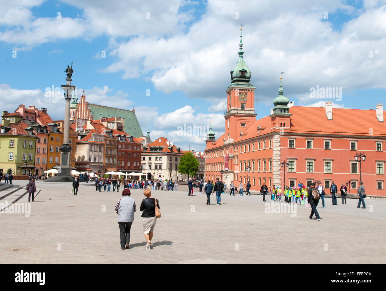 La Place du Château Royal de Varsovie avec Château Photo Stock - Alamy