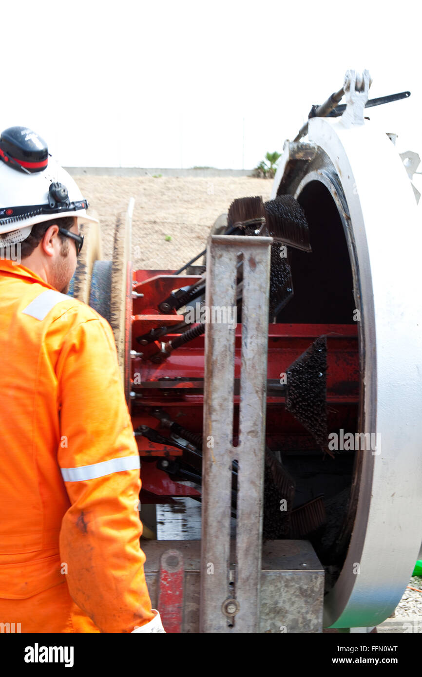 Pig launcher Banque de photographies et d’images à haute résolution - Alamy