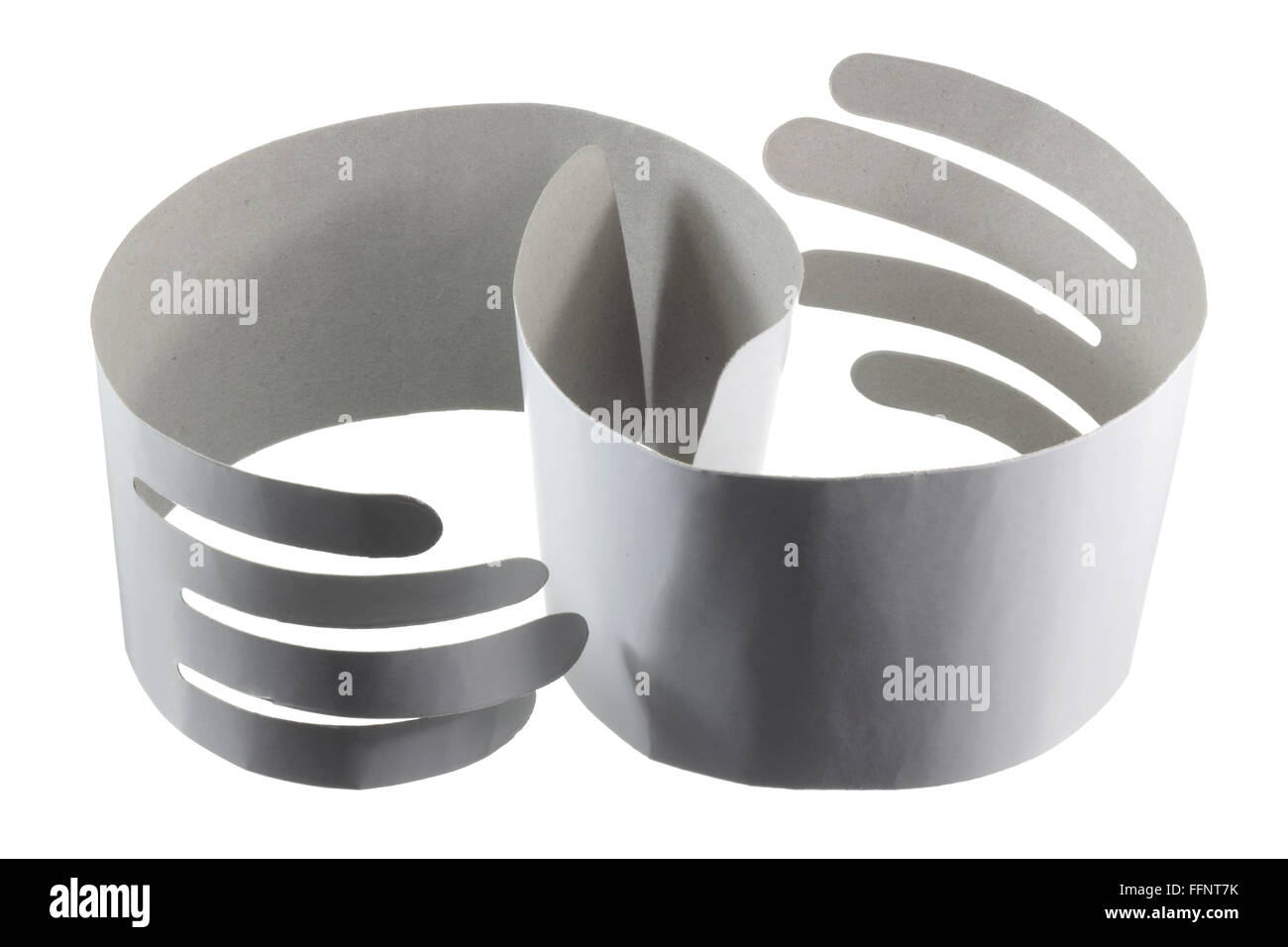 Mains en carton Banque de photographies et d’images à haute résolution ...