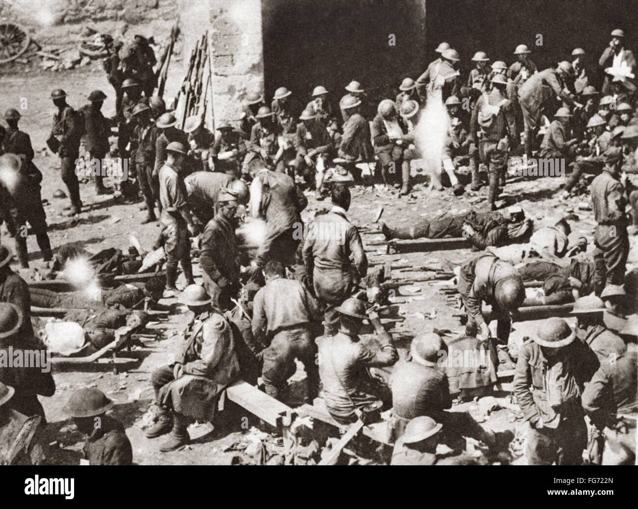 La PREMIÈRE GUERRE MONDIALE : blessés. NAmerican /Croix Rouge poste de ...