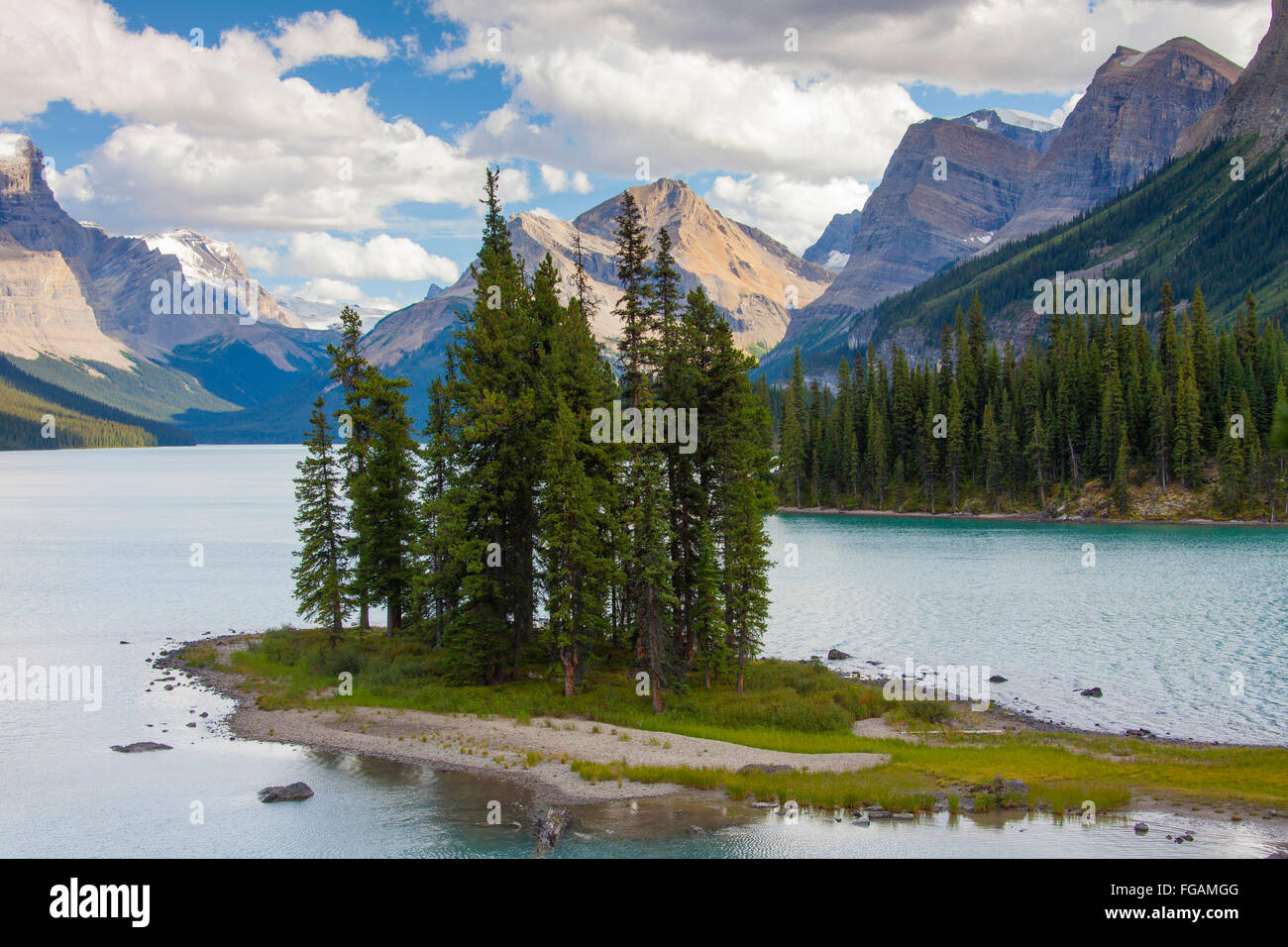 Le plus grand parc national des rocheuses canadiennes Banque de ...