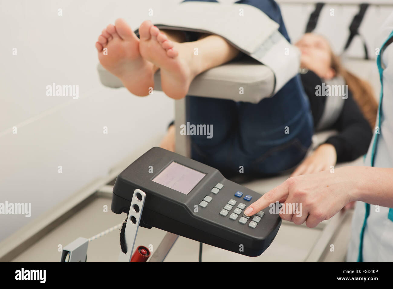 Spinal decompression therapy Banque de photographies et d’images à ...