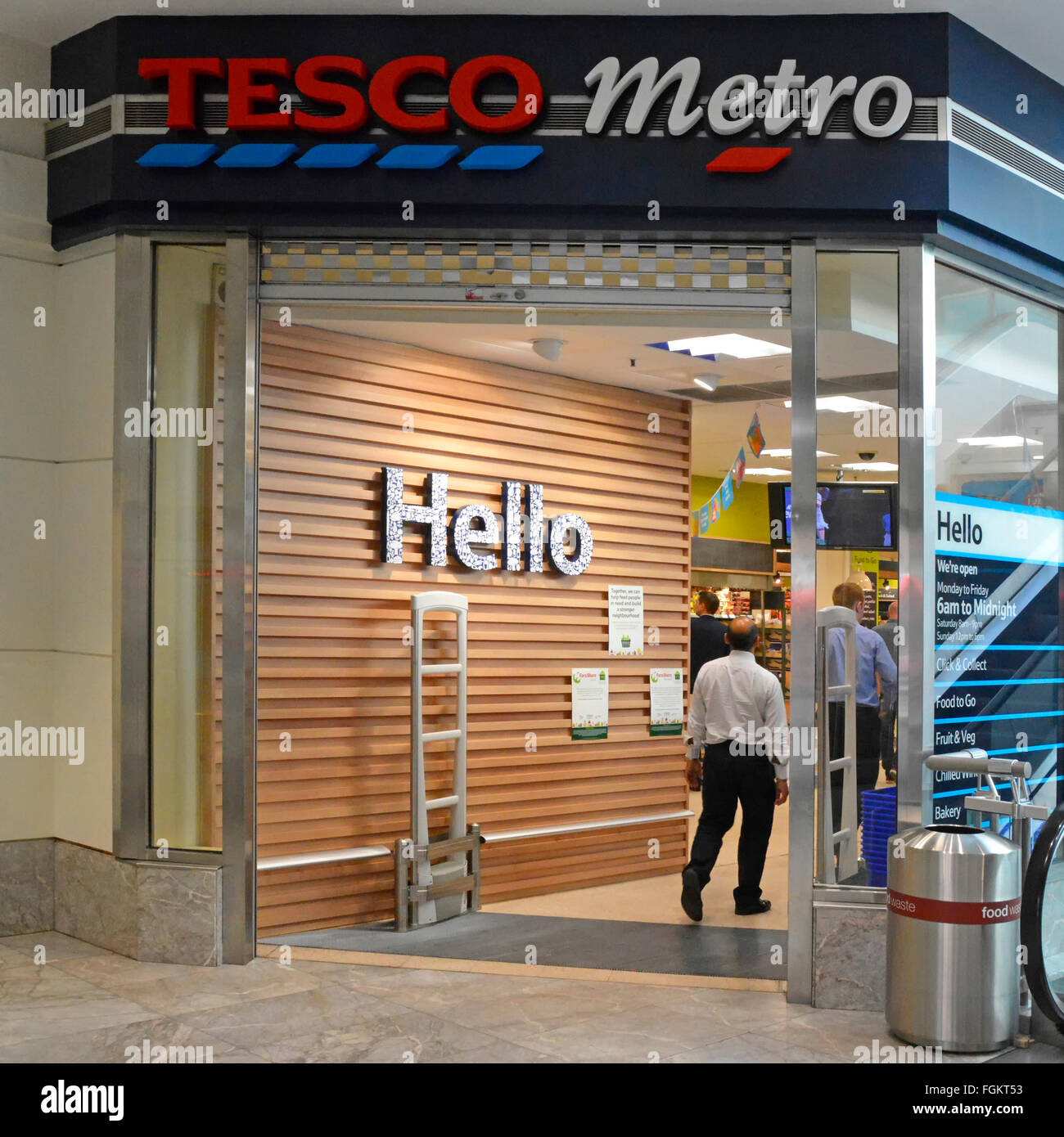Métro Tesco Banque d'image et photos - Alamy