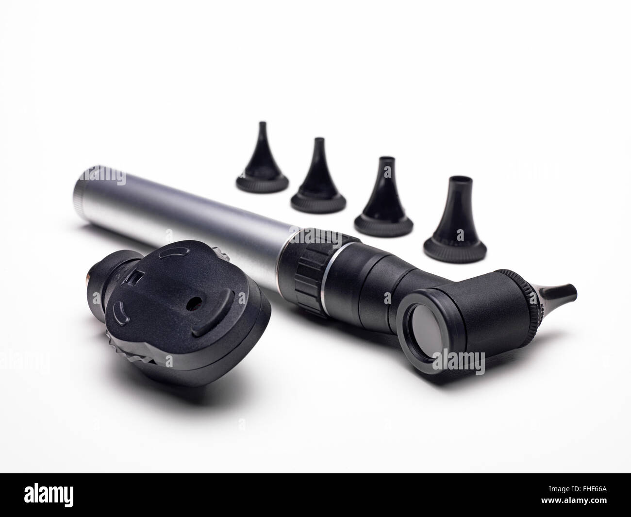 Otoscope oreille Banque de photographies et d’images à haute résolution ...