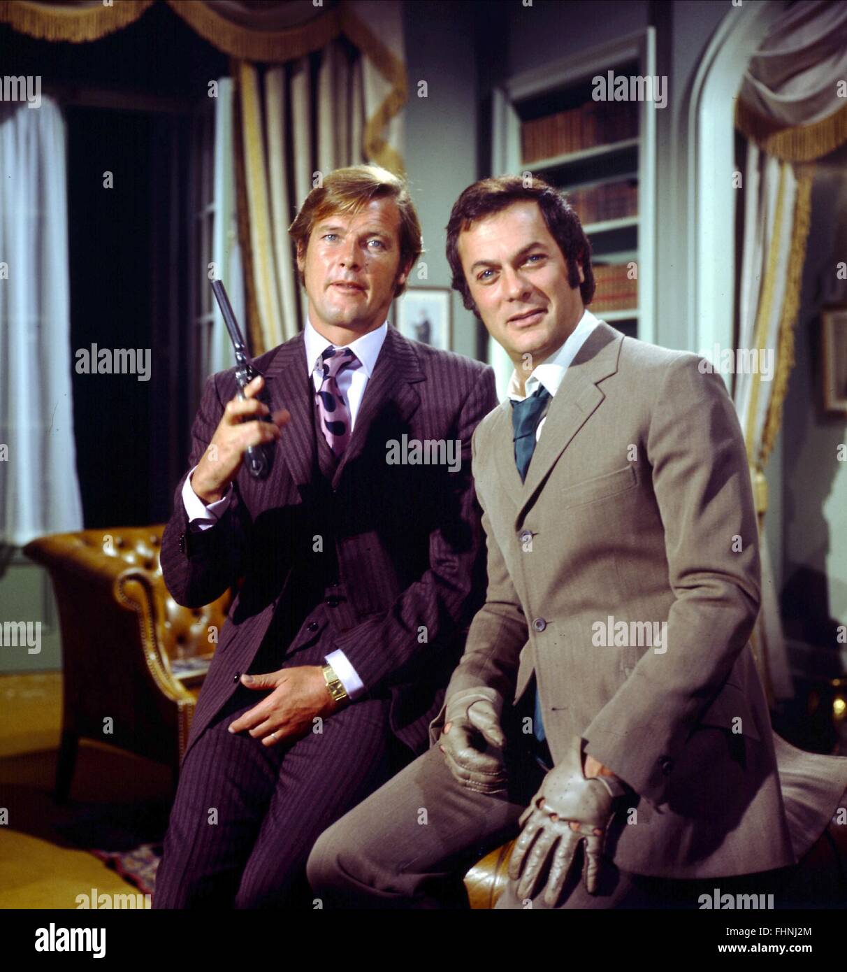 The Persuaders Tony Curtis Roger Moore Banque d'image et photos - Alamy