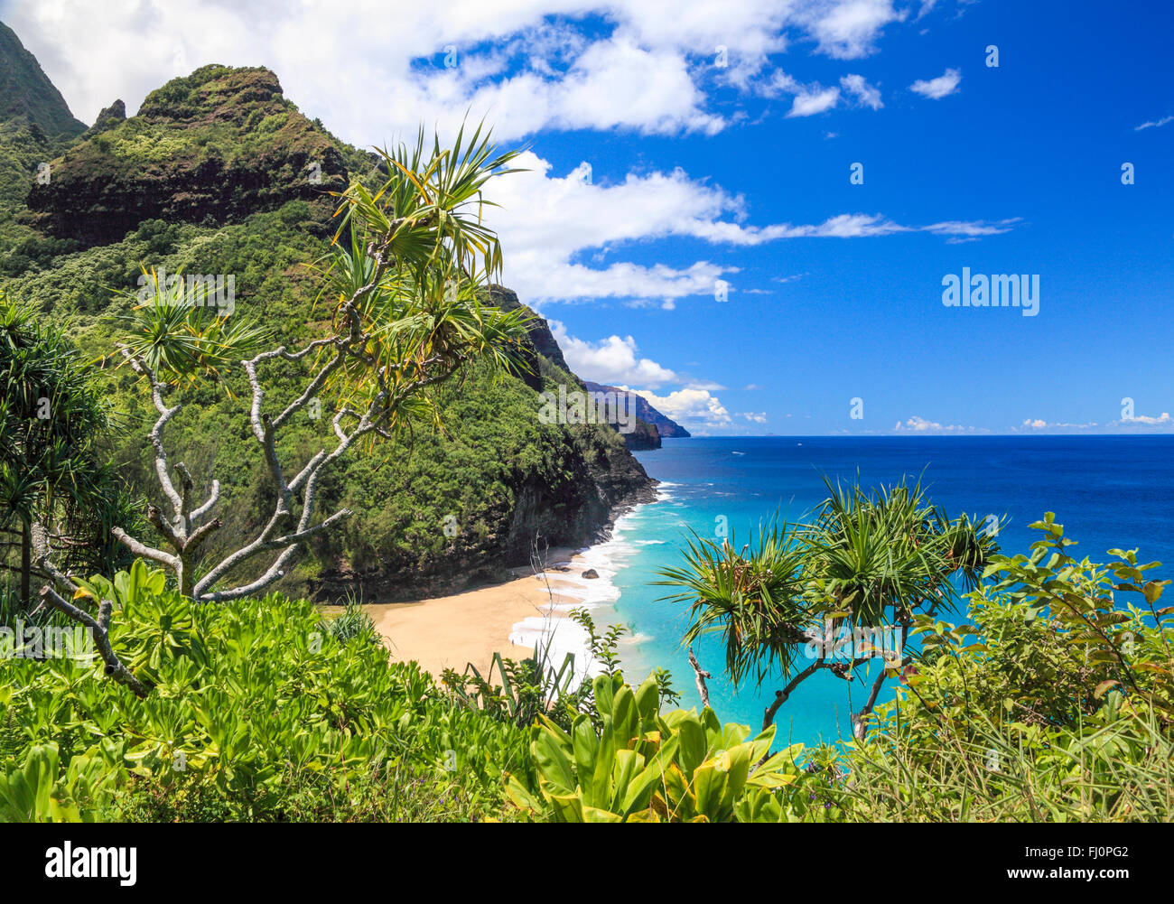 Plage de hanakapiai Banque de photographies et d’images à haute résolution - Alamy