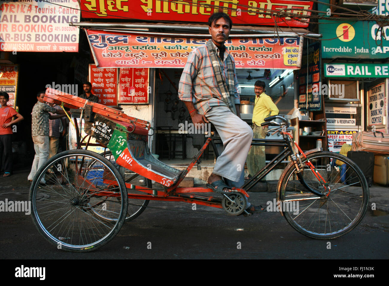 Transport de pousse pousse Banque de photographies et d’images à haute ...
