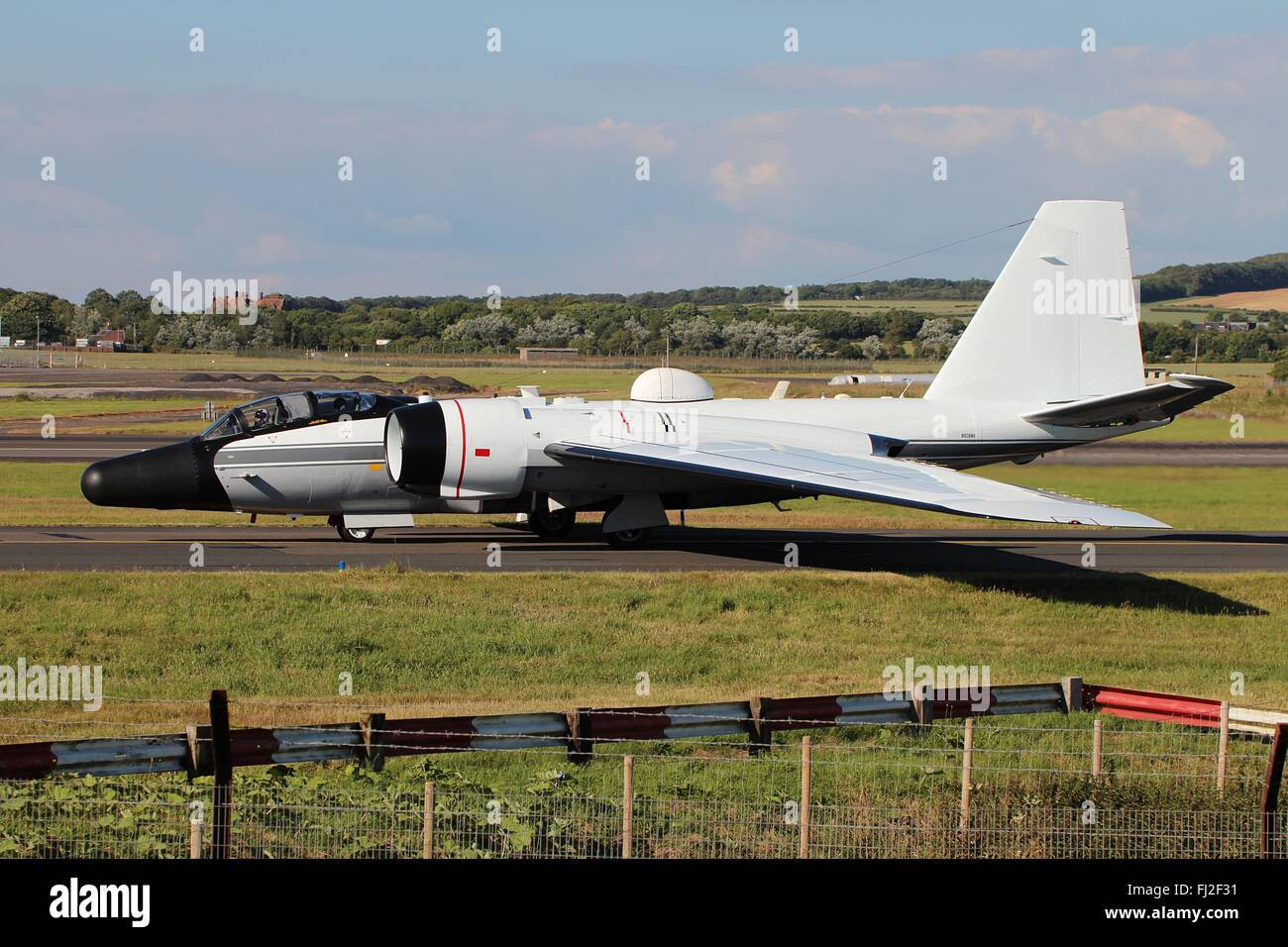 N926NA, un Martin WB-57F Canberra gérée par la NASA, les taxis à l ...
