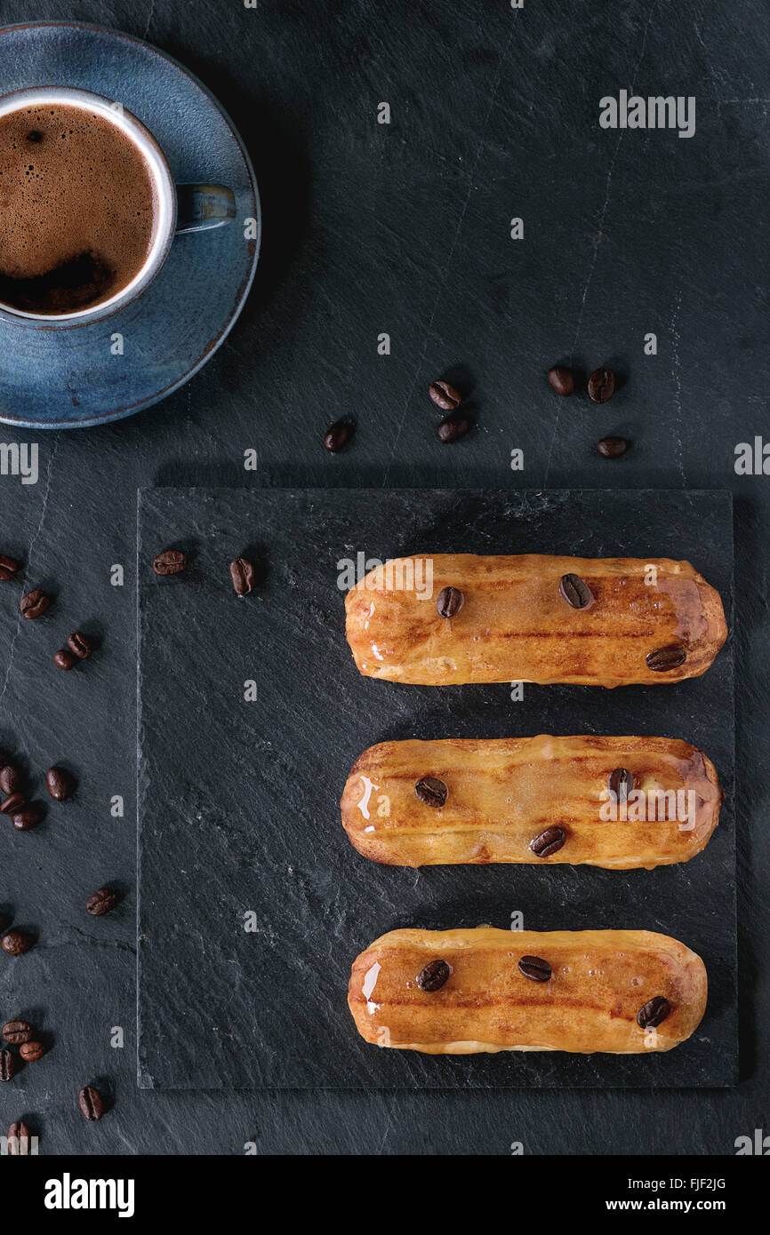 éclairs de café Banque de photographies et d’images à haute résolution ...