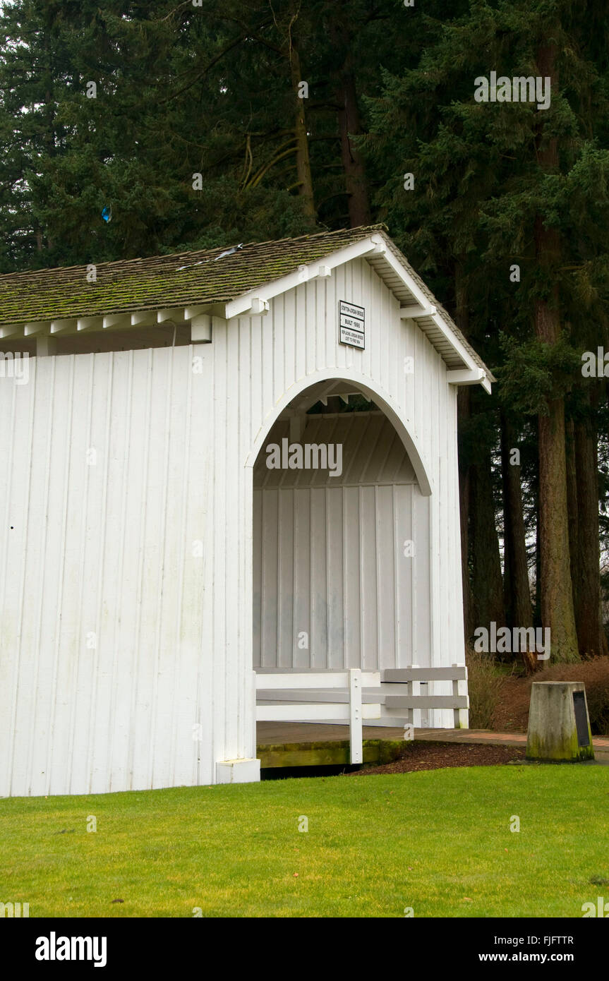 Pont couvert de stayton jordan Banque de photographies et d’images à ...