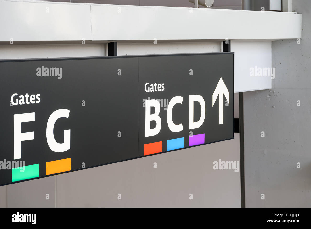 Airport sign gates arrow Banque de photographies et d’images à haute ...