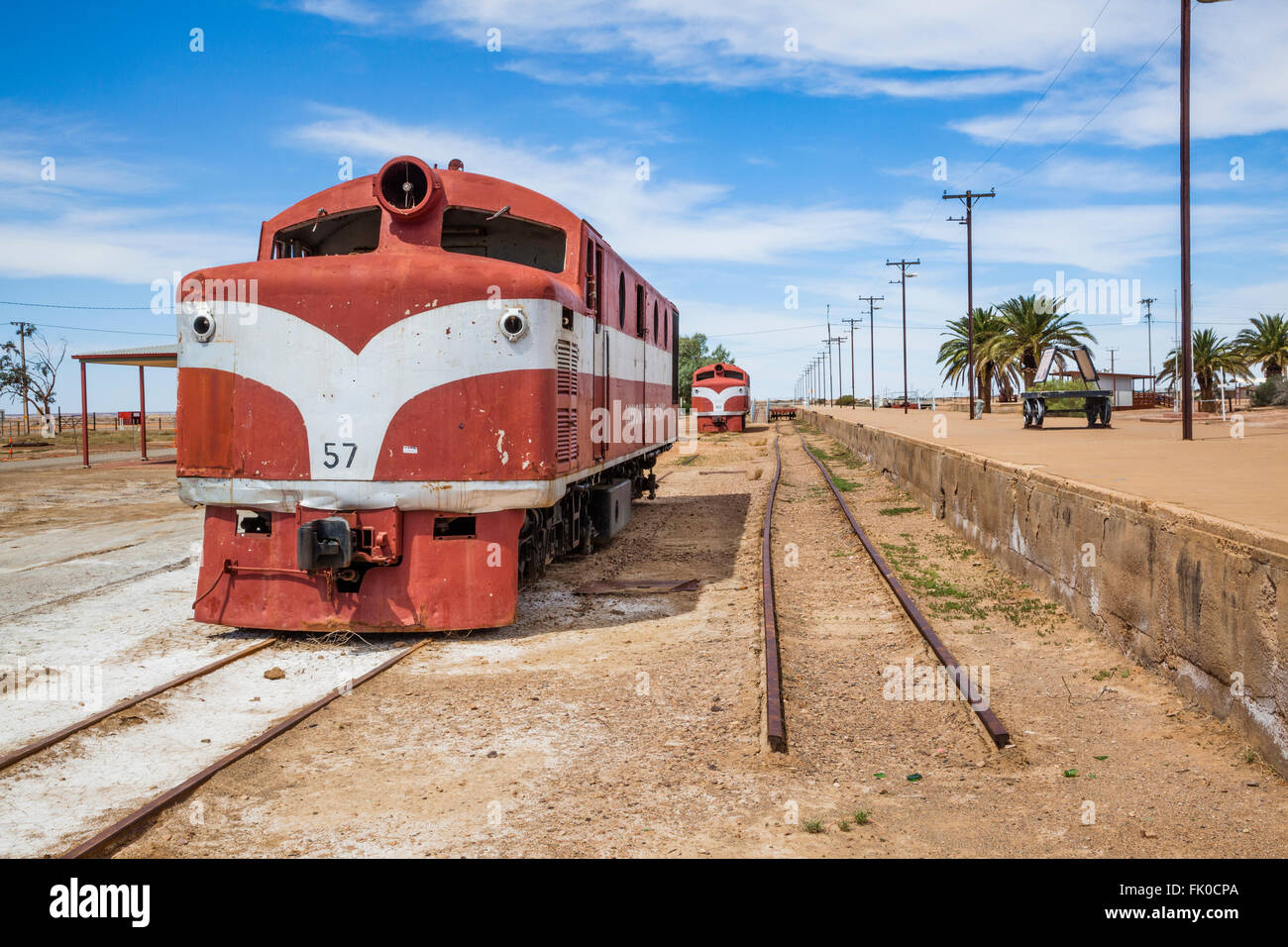Ancienne locomotive à Ghan Marree, Australie du Sud. L'ancienne ligne ...