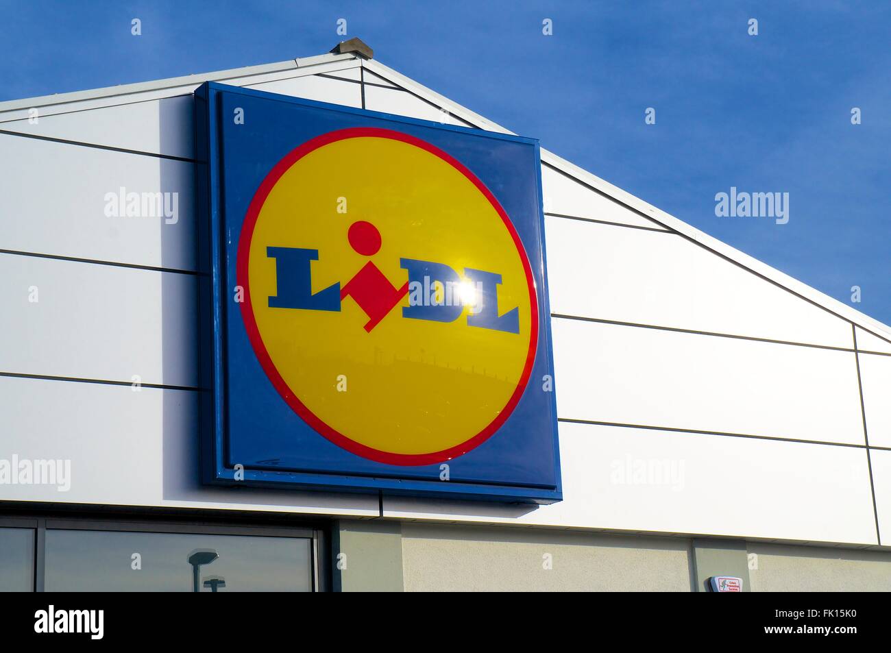 Lidl logo dessin Banque de photographies et d’images à haute résolution ...