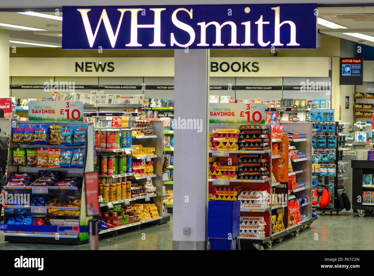 Wh smith airport Banque de photographies et d’images à haute résolution ...