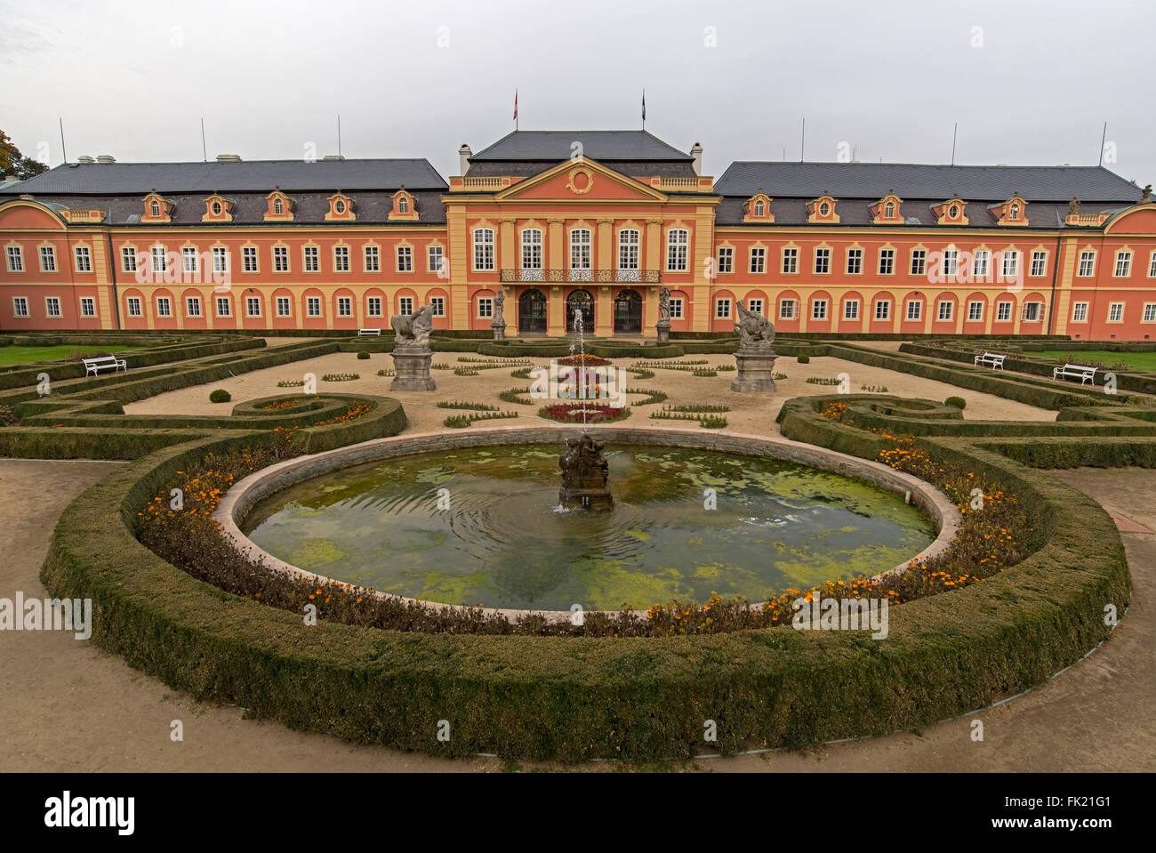 French rococo architecture Banque de photographies et d’images à haute ...