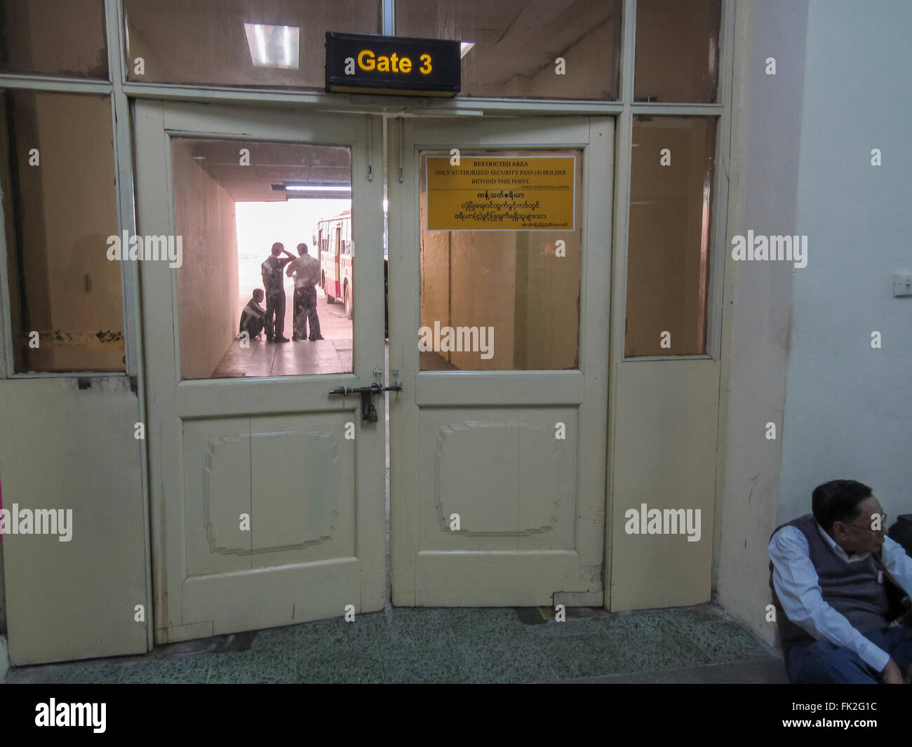 Rangoon international airport Banque de photographies et d’images à ...