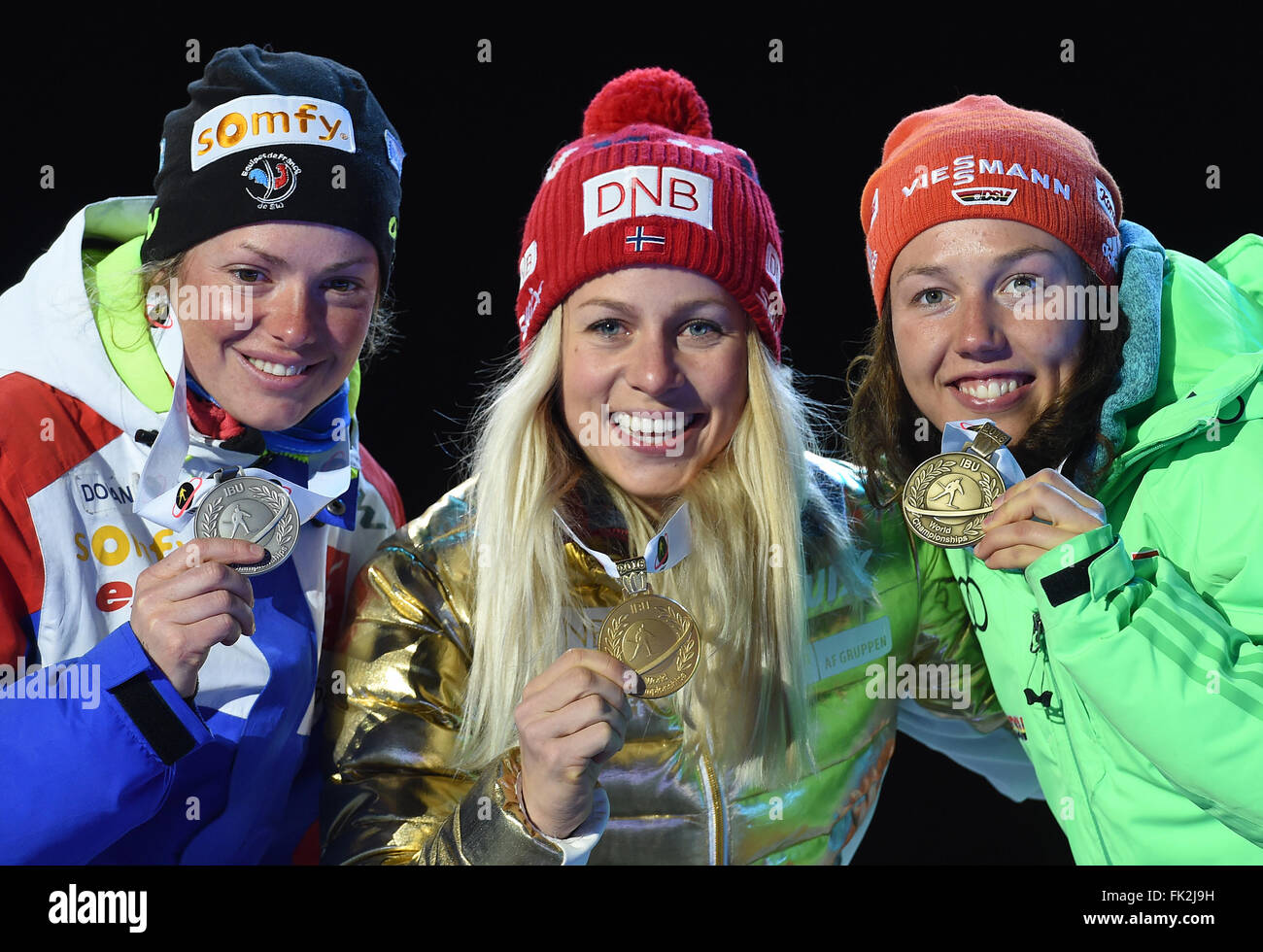 Tiril Eckhoff gagnant de la médaille d'or de la Norvège (C) est ...