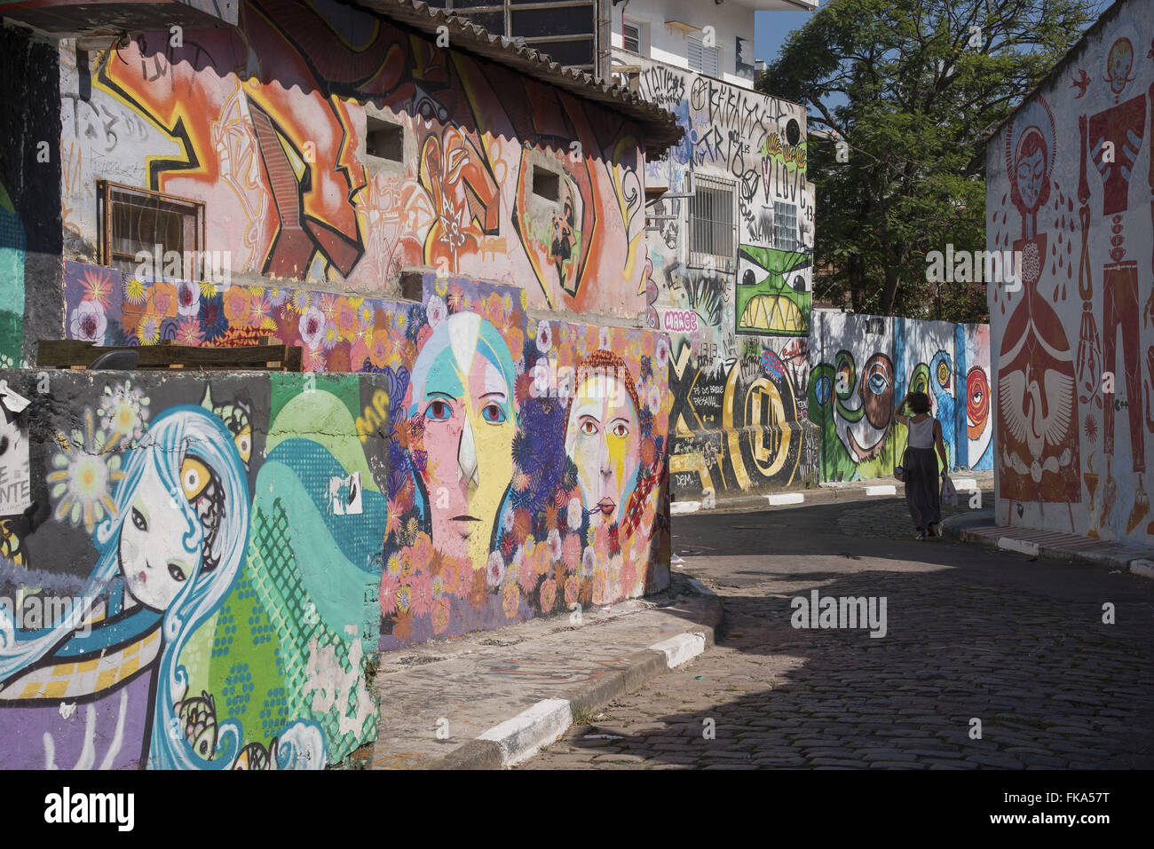 Beco Beco do Batman n ou du graphite dans le quartier Vila Madalena ...