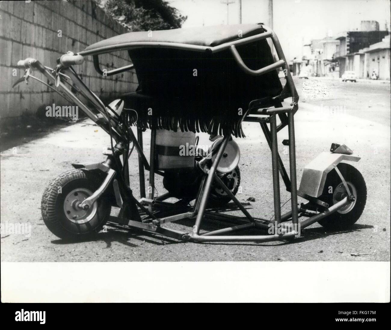 1968 - Londres Exposition inventeurs : un tricycle construit pour deux ...