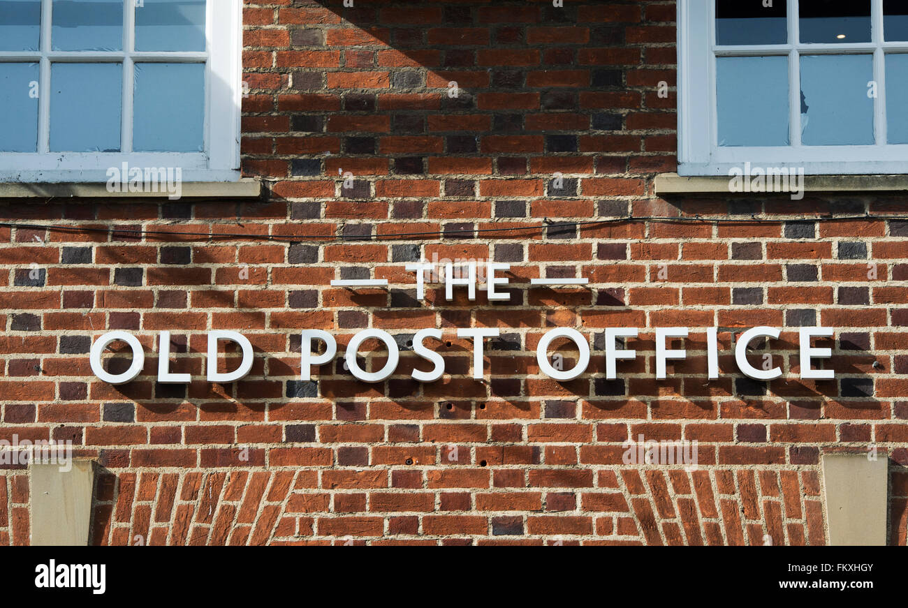 Restaurant poste Banque de photographies et d’images à haute résolution ...