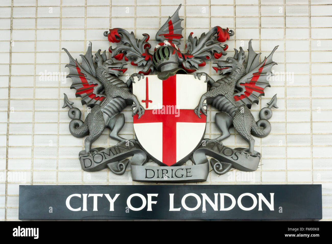 Le blason de la ville de Londres. Voir les détails dans la description ...