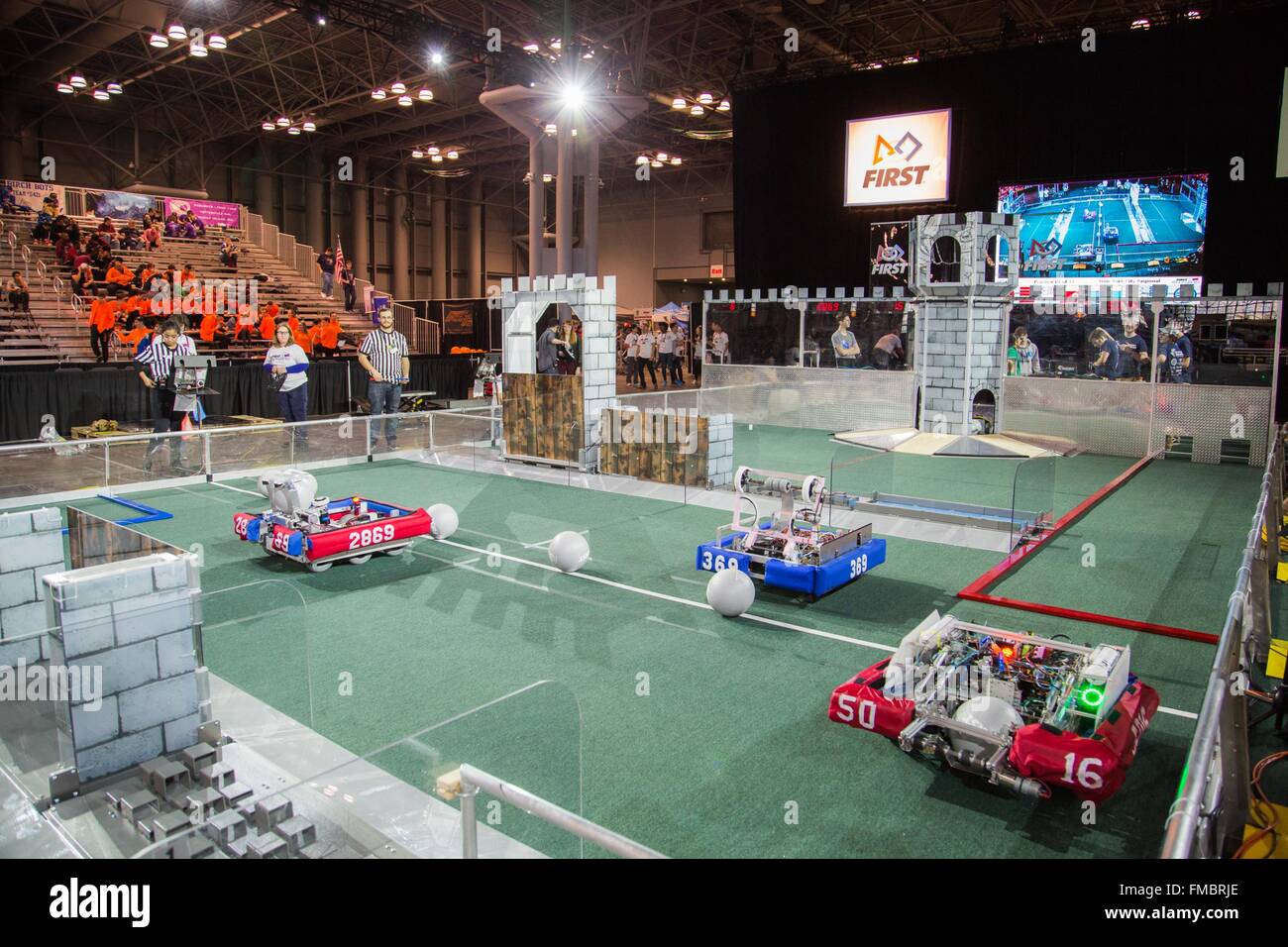 First robotics Banque de photographies et d’images à haute résolution ...
