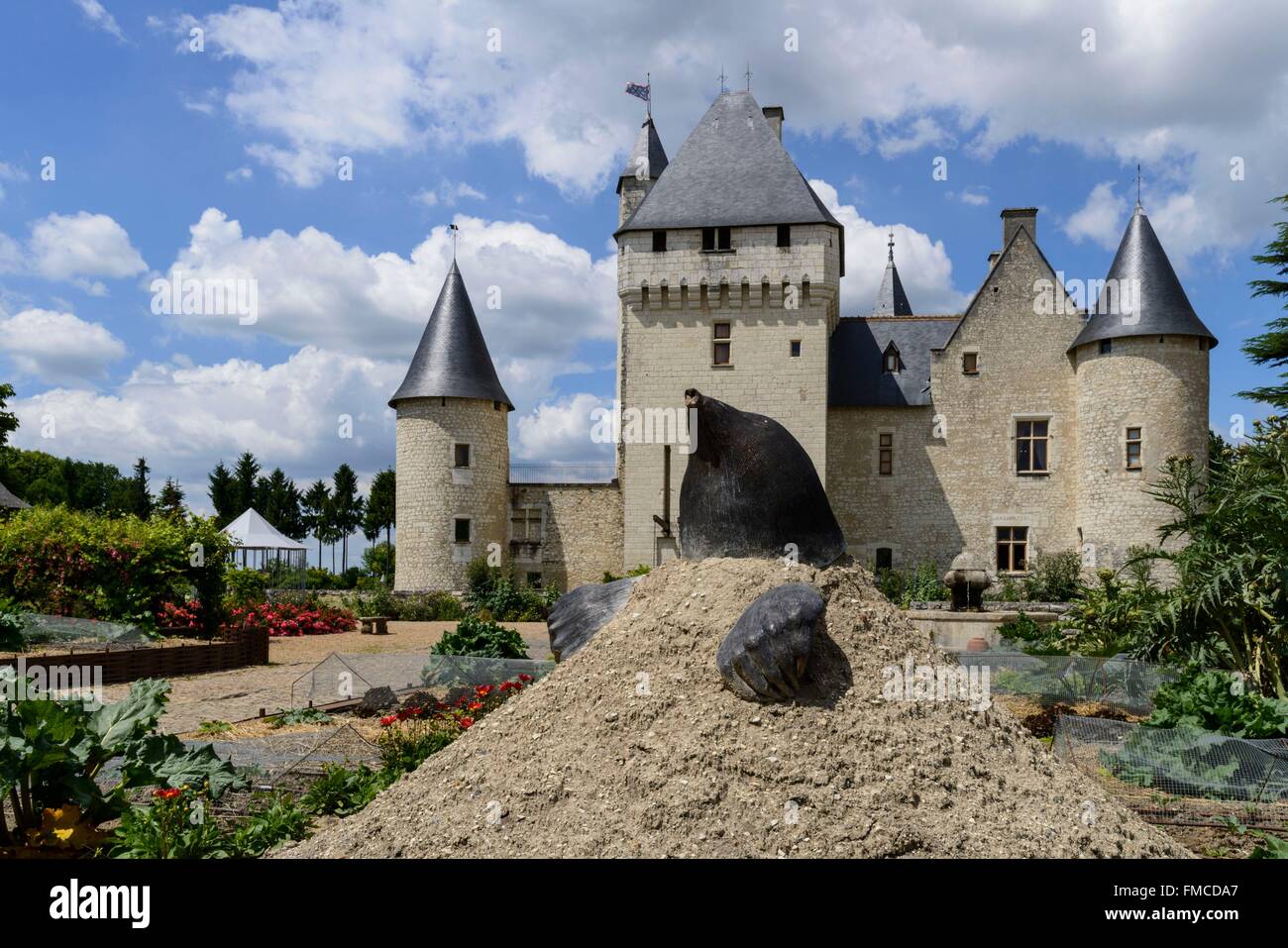 France, Touraine, Indre et Loire, Lemere, château de Rivau 15 ème ...