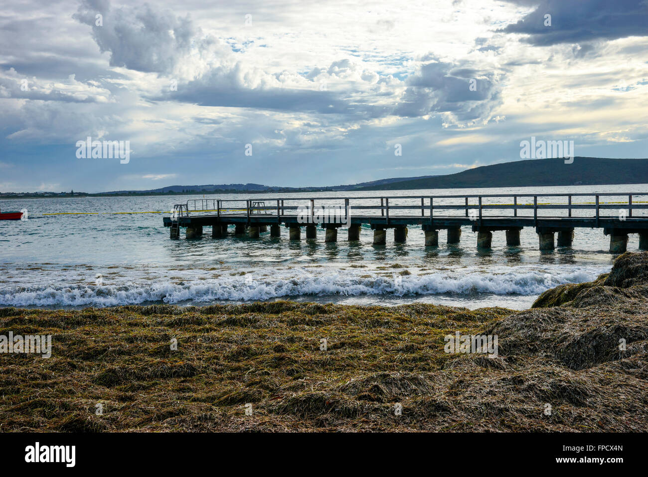 Plage de filet de requin Banque de photographies et d’images à haute ...
