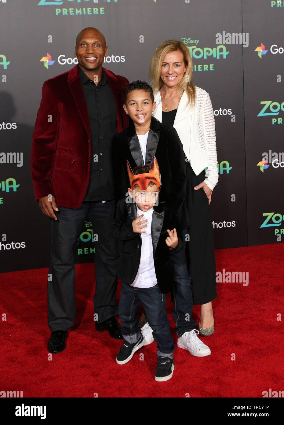 Mark rhino smith arrivals disney Banque de photographies et d’images à ...