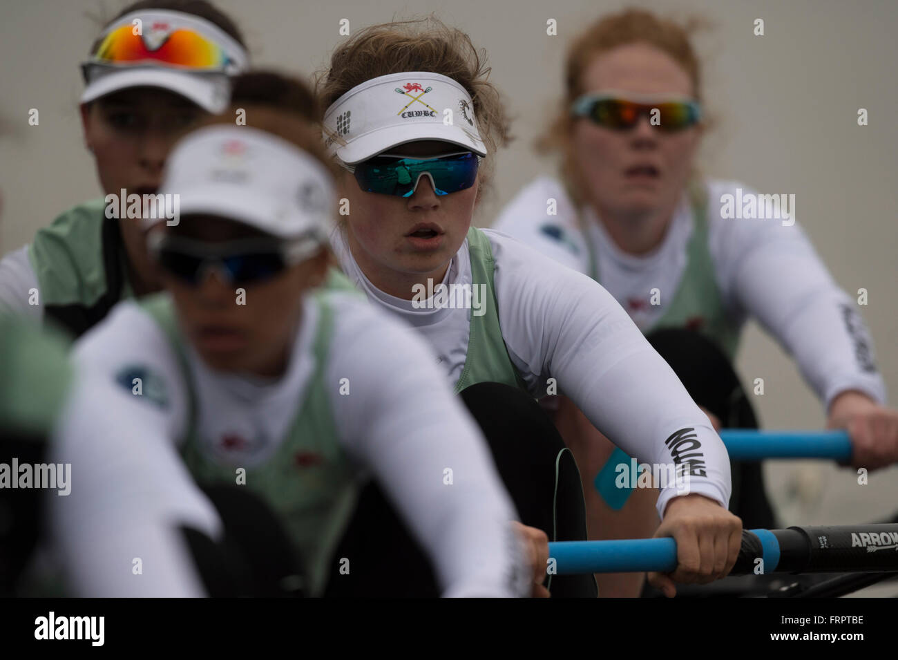 Londres, Royaume-Uni. 23 mars, 2016. La Boat Race. Le Cancer Research ...