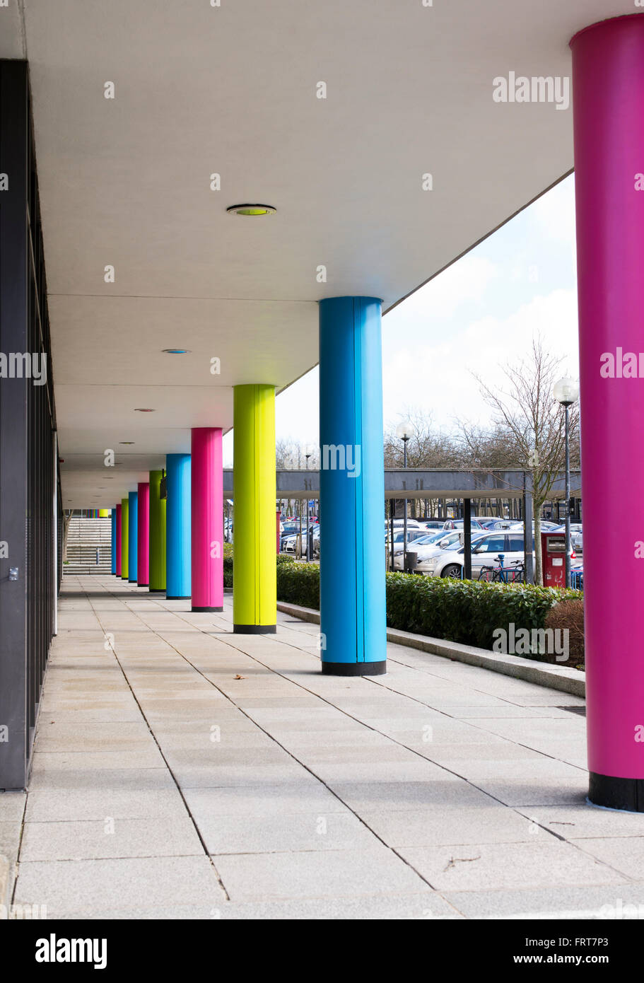 Bâtiment coloré Banque de photographies et d’images à haute résolution ...