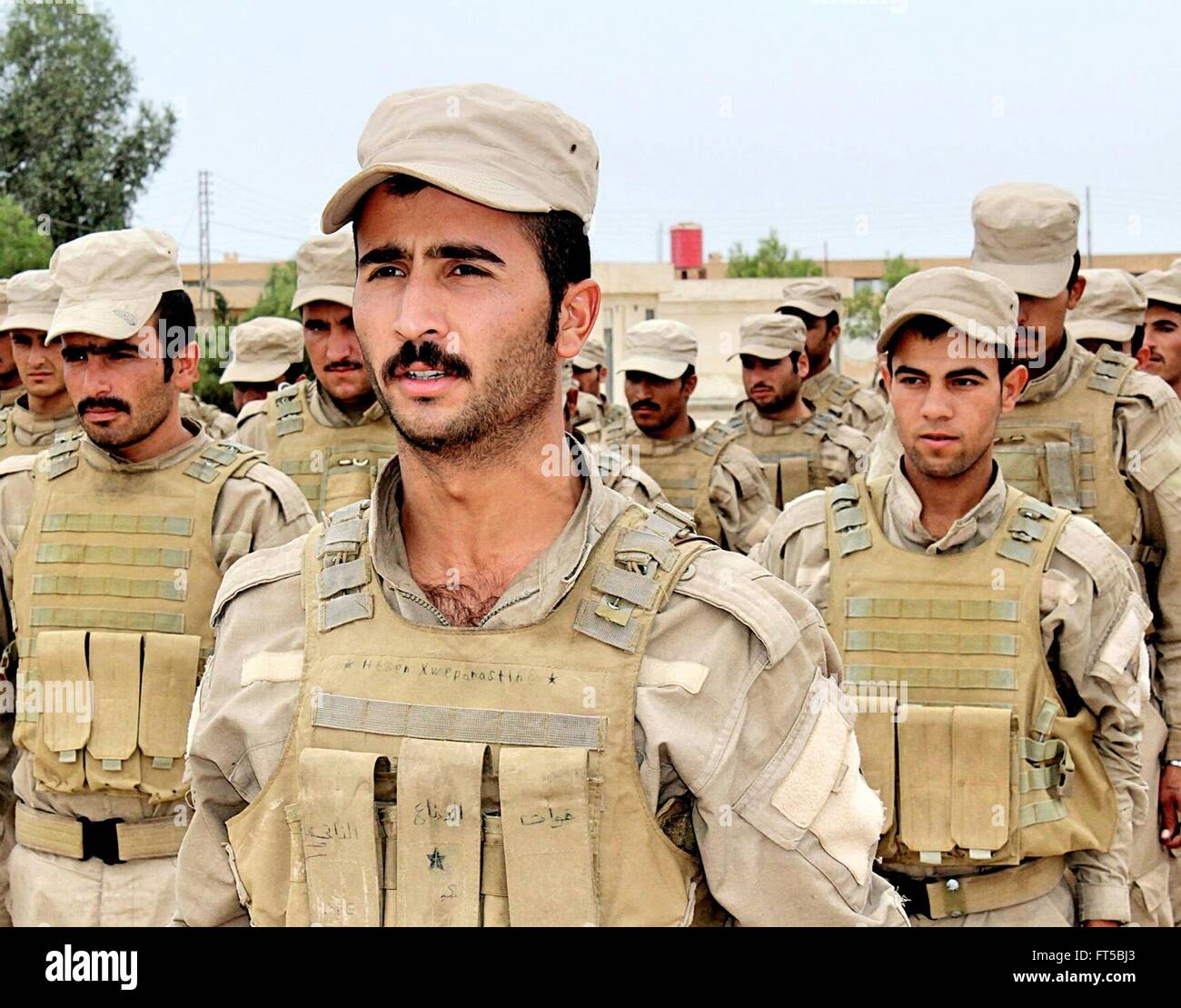 Kurdish guerrillas Banque de photographies et d’images à haute ...