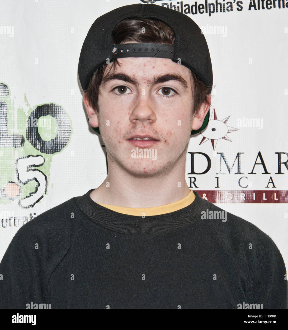 Declan mckenna Banque de photographies et d’images à haute résolution ...