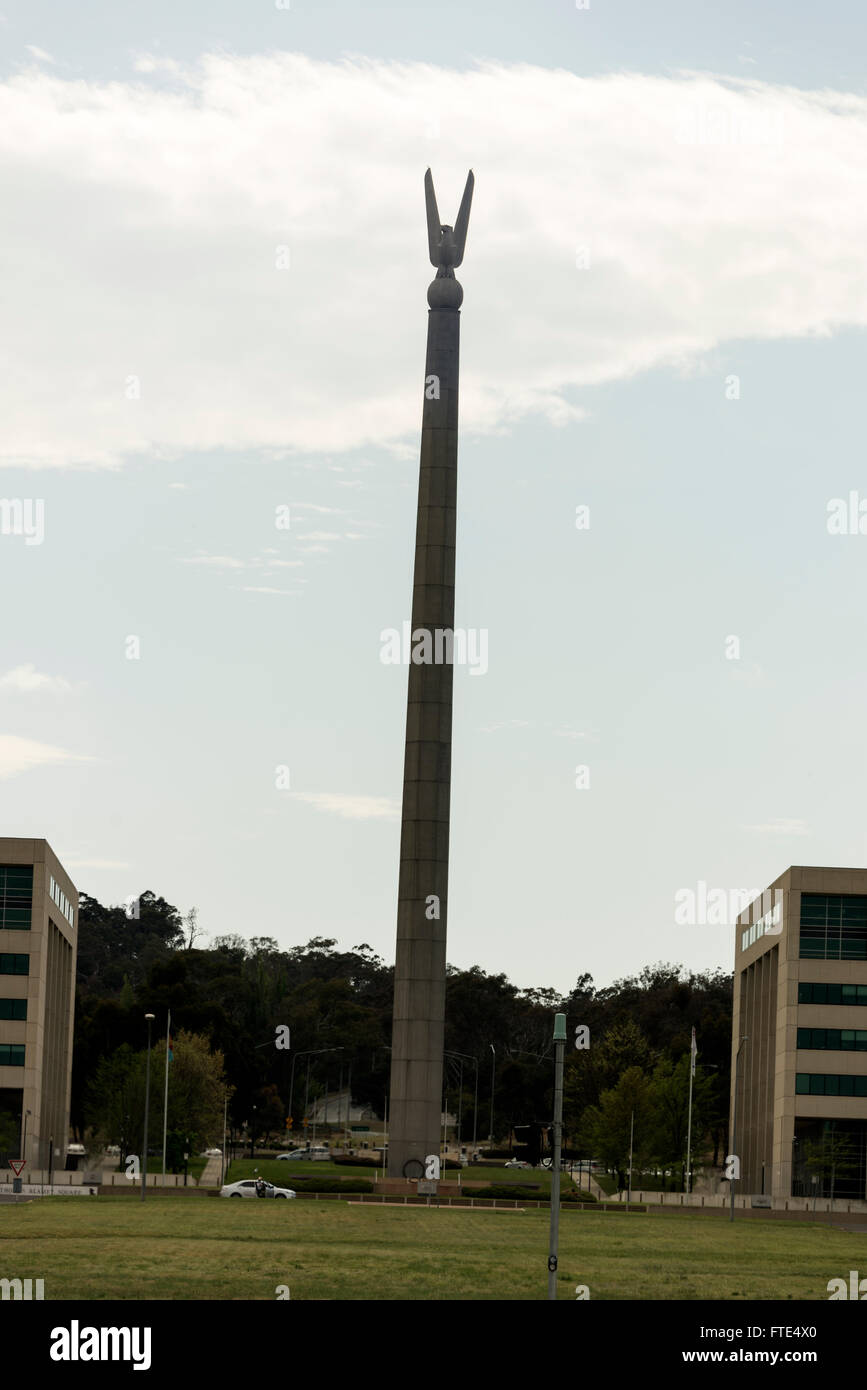 Le Mémorial australien-américain de Newstead Park est entouré par les ...