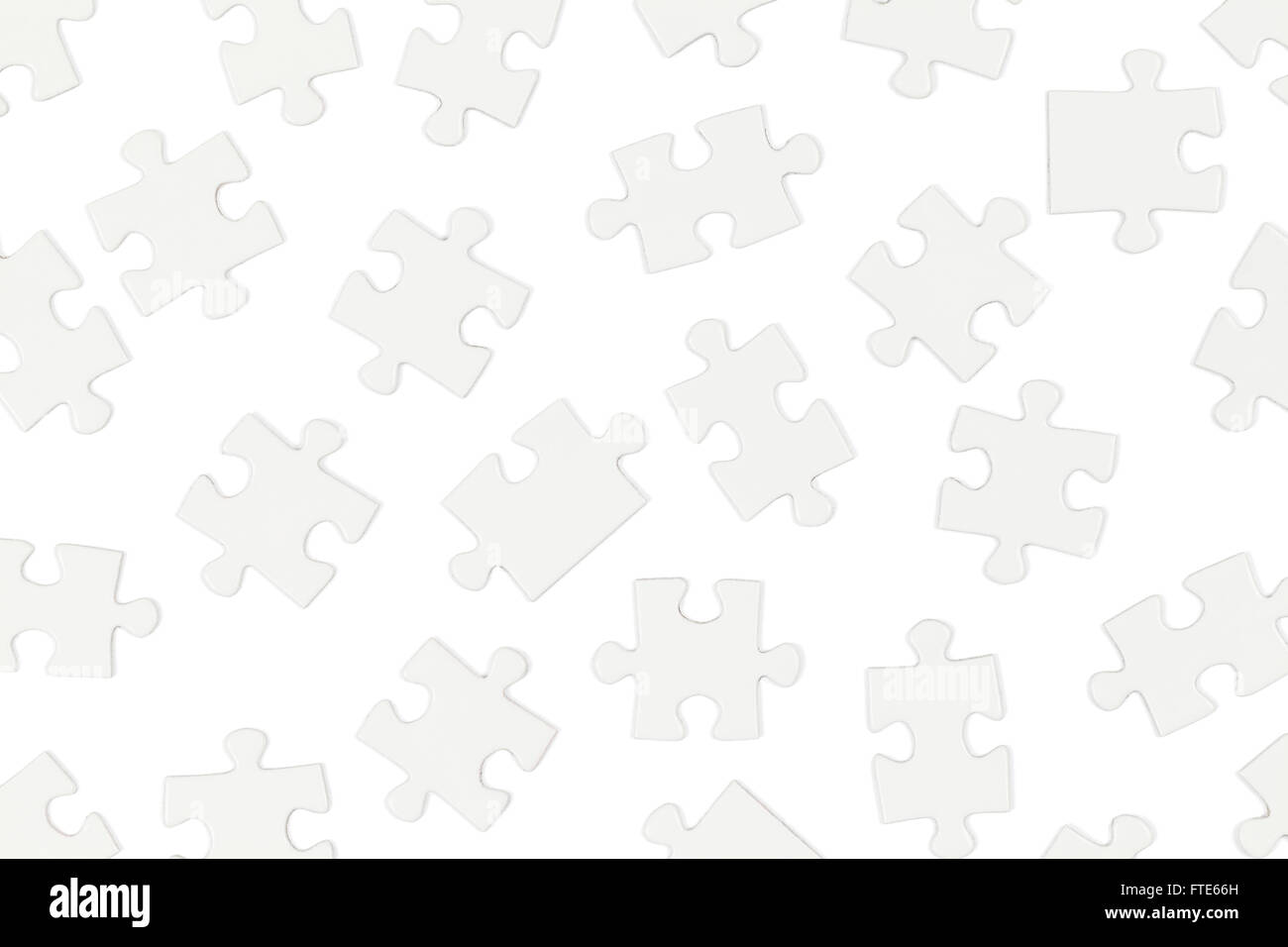 Blank jigsaw puzzle pieces Banque de photographies et d’images à haute ...