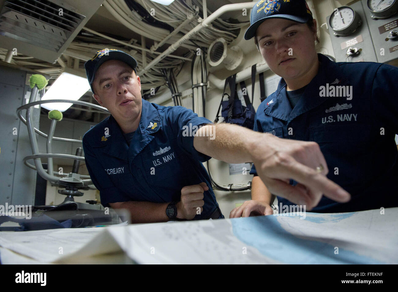 Uss mahan Banque de photographies et d’images à haute résolution - Alamy