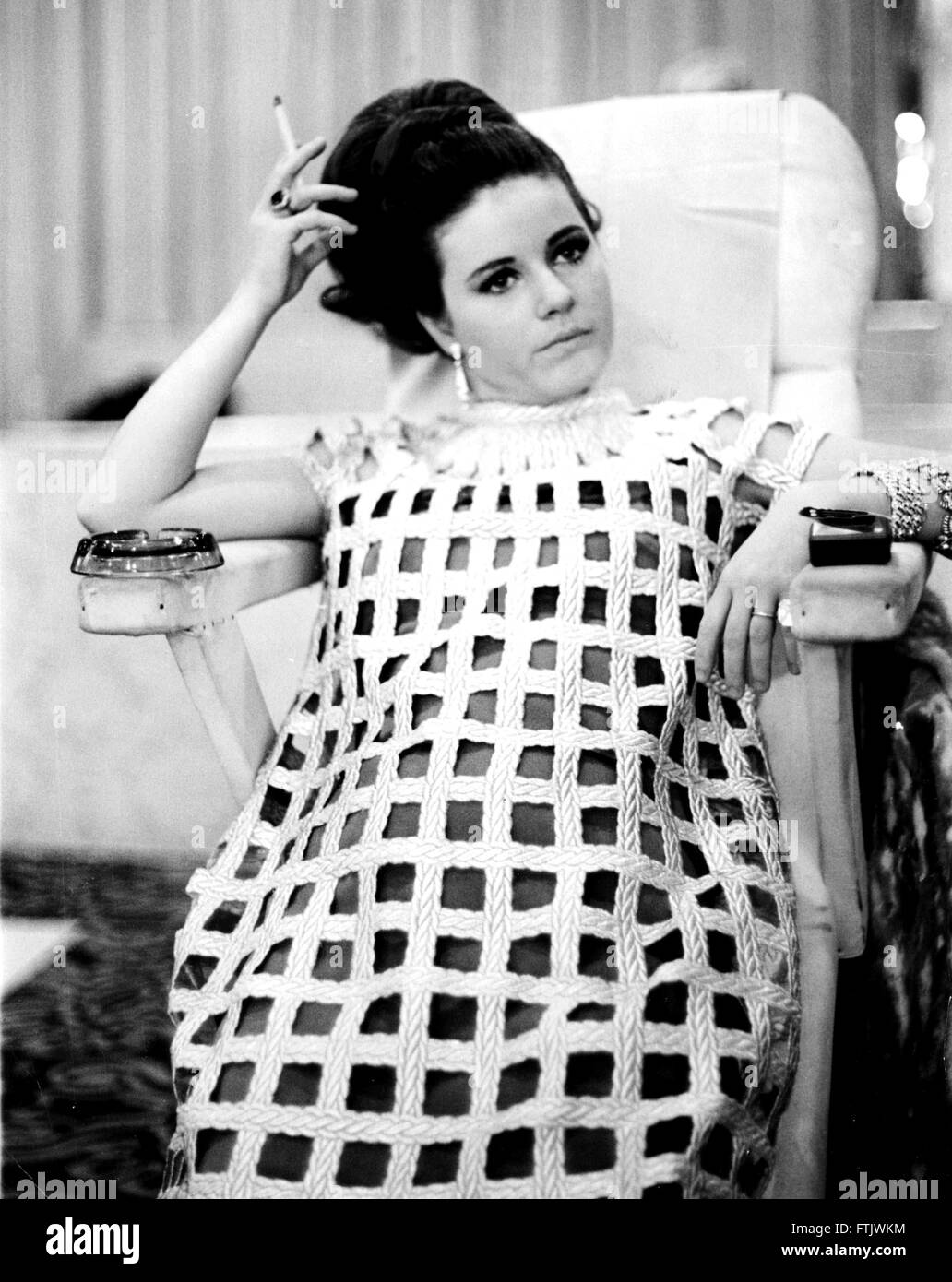 1960s tv show actress Banque de photographies et d’images à haute ...