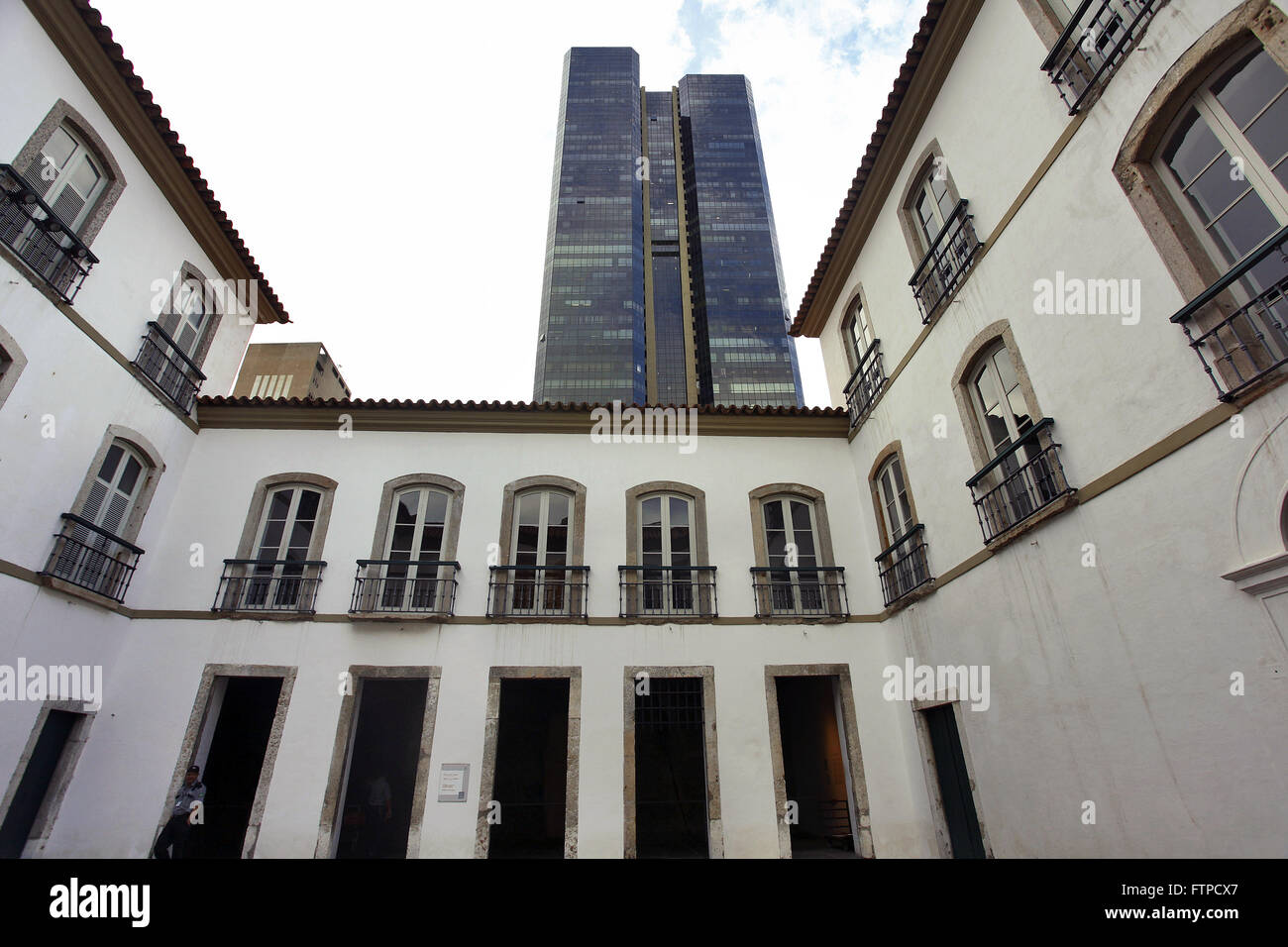Praca do Paco interne - construction impériale a ouvert ses portes en ...