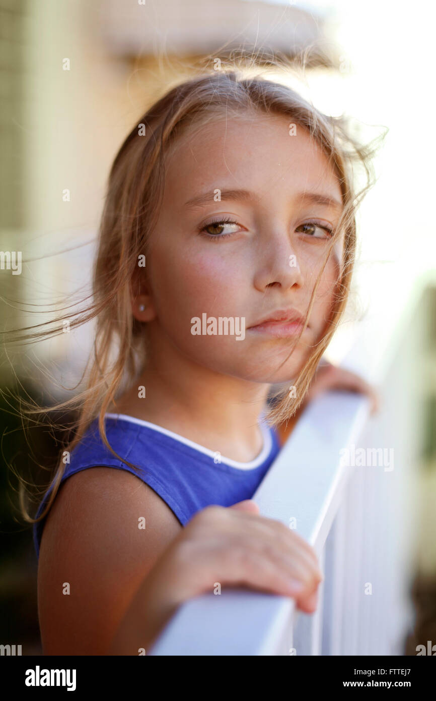 Portrait de jeune fille Photo Stock - Alamy