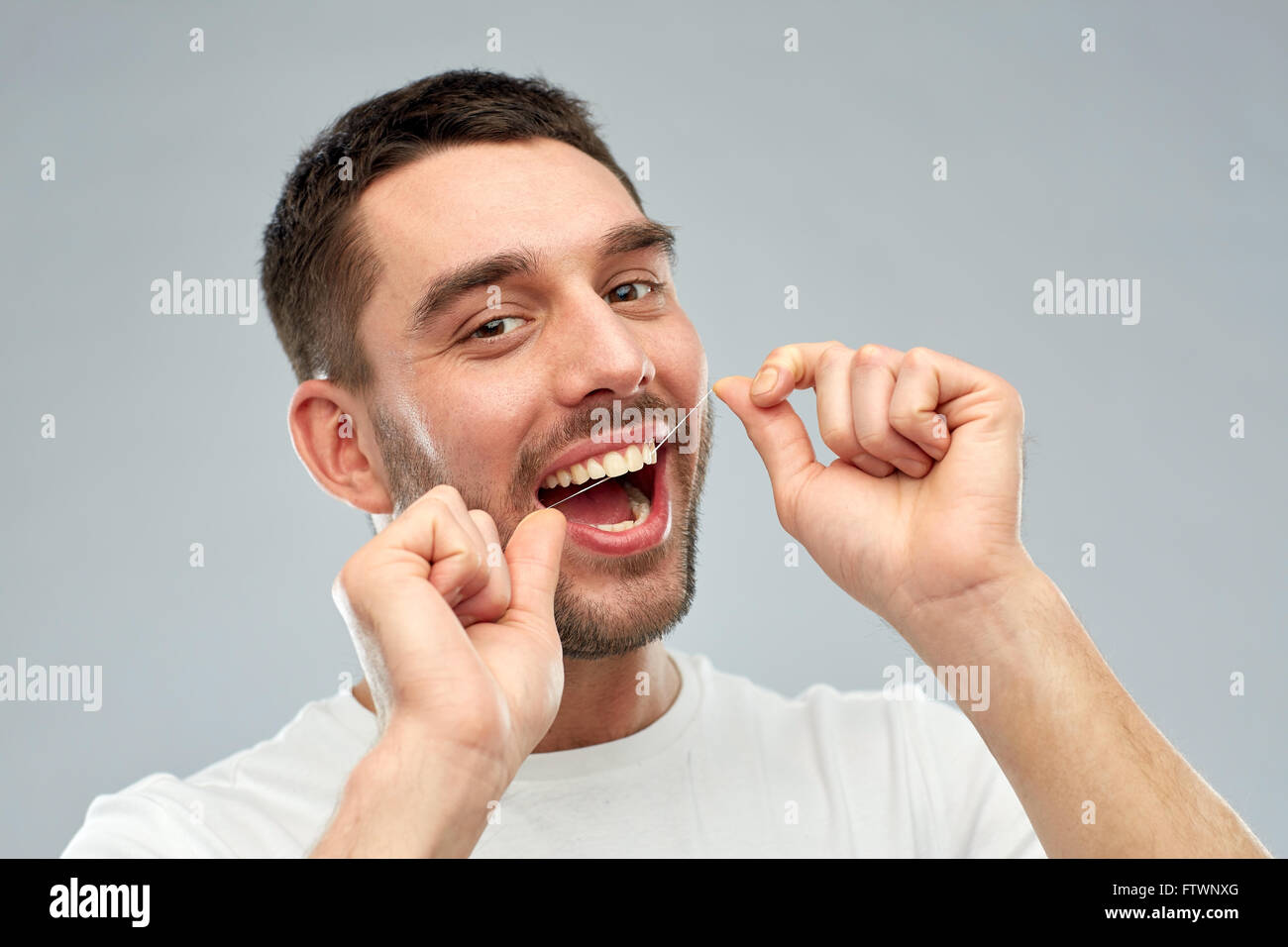 Apparition des dents Banque de photographies et d’images à haute ...