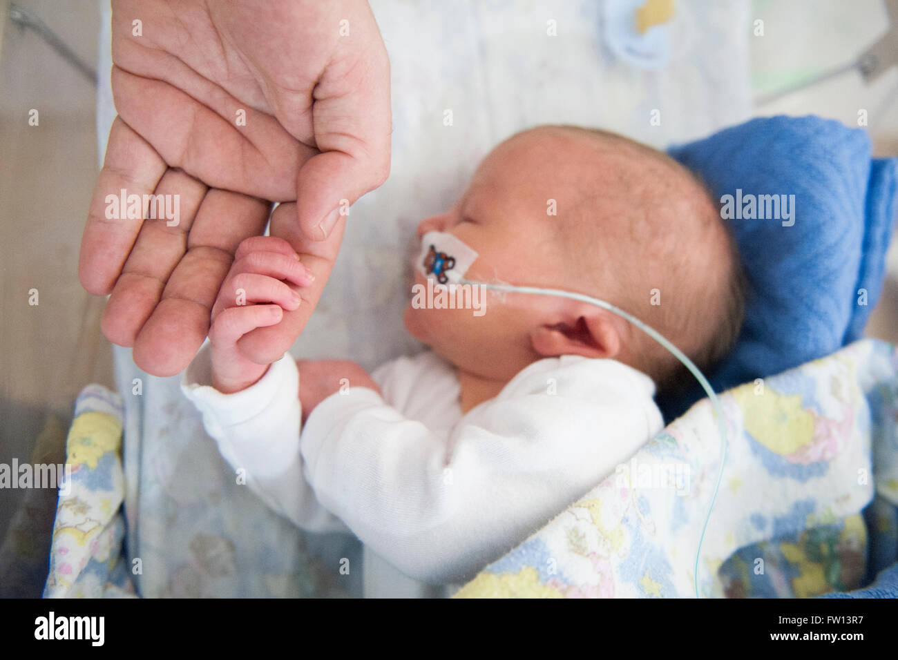 Baby Incubator Photos & Baby Incubator Images - Alamy