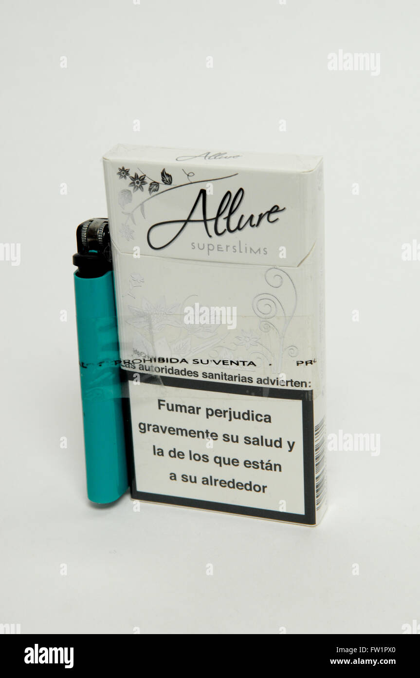 Allure Superslims menthol cigarettes Photo Stock - Alamy