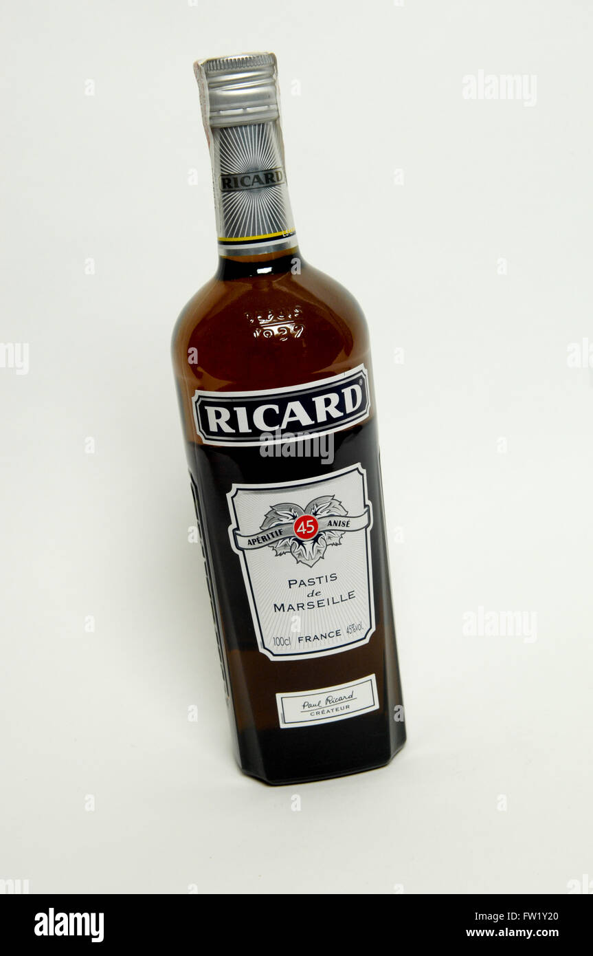 Ricard pastis Banque de photographies et d’images à haute résolution ...