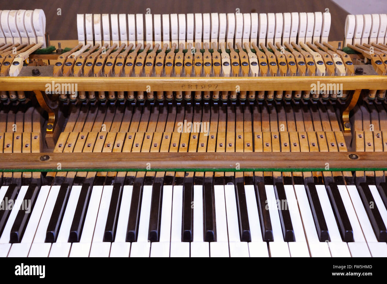 Piano mechanism keyboard Banque de photographies et d’images à haute ...