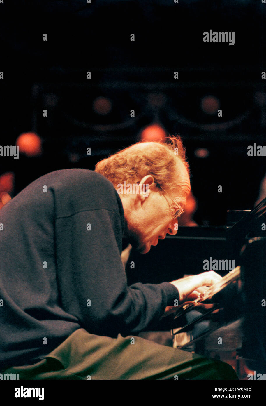 David helfgott Banque de photographies et d’images à haute résolution ...